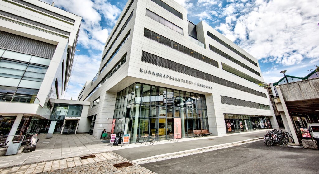 Otto Sverdrups plass 4 – kunnskapssenteret i Sandvika - Entra